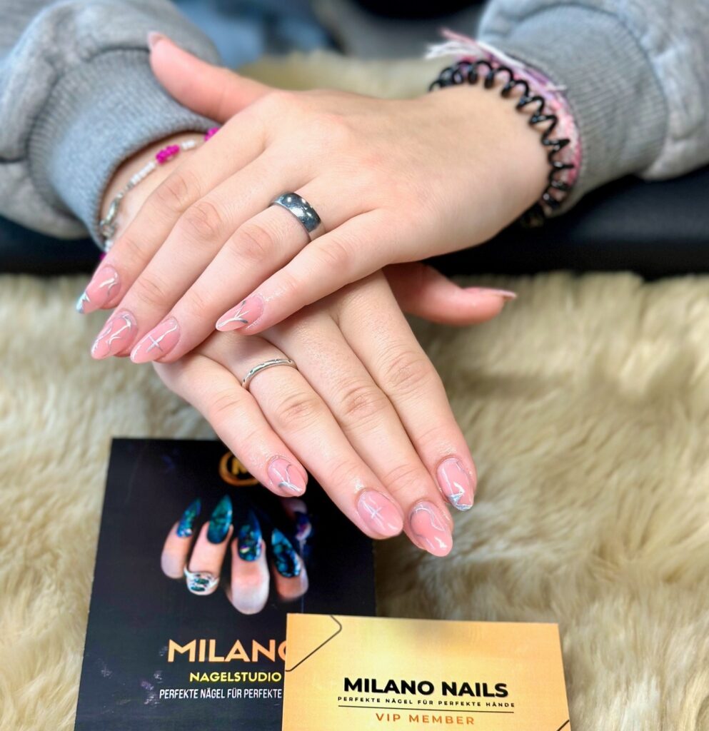 Nagelstudio in Tegel | Maniküre & Pediküre & Nageldesign